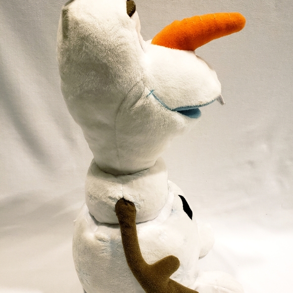 Disney | Toys | Olaf Disneys Frozen 2 Spring Surprise Plush Pop Up And ...